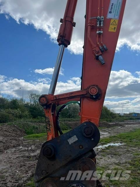 Hitachi ZX 225 US LC-6, 2019, United Kingdom - Used crawler excavators ...