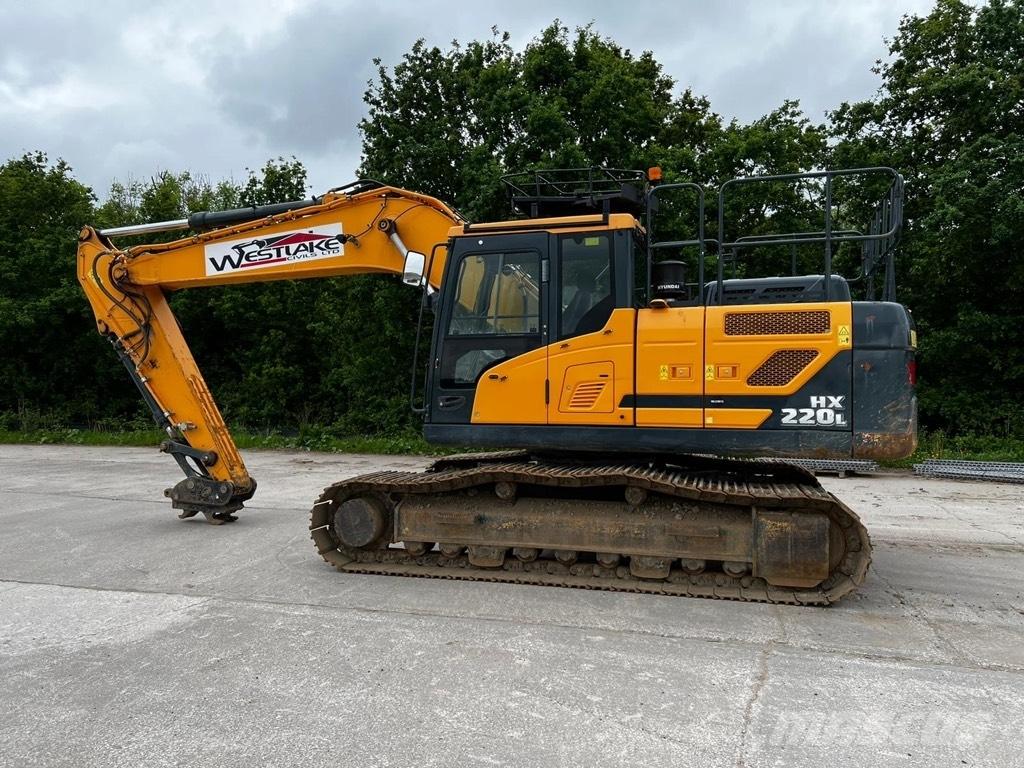 Hyundai HX 220 L, 2018, United Kingdom - Used crawler excavators ...