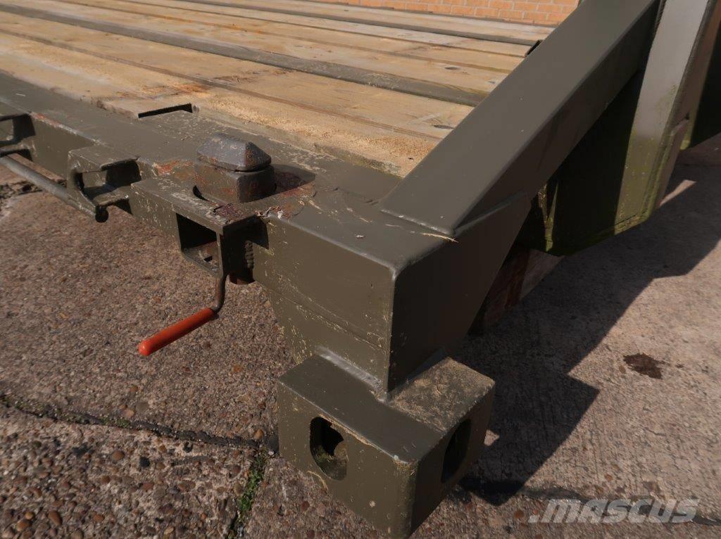 Marshalls Unused military Flat Rack 20ft hook load, Doncaster ...