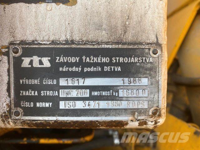 Zts UNC 200 4x4 frontloader vin 617, 1988, Slovak Republic - Used wheel ...